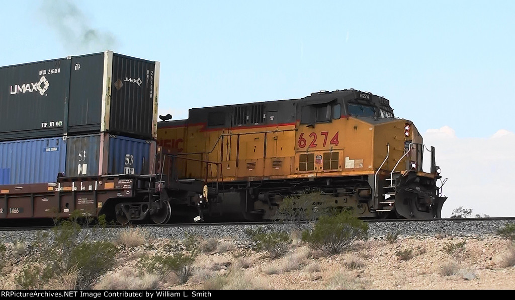 EB Manifest Frt at Erie NV W-MTrn Slvs-Pshr -1